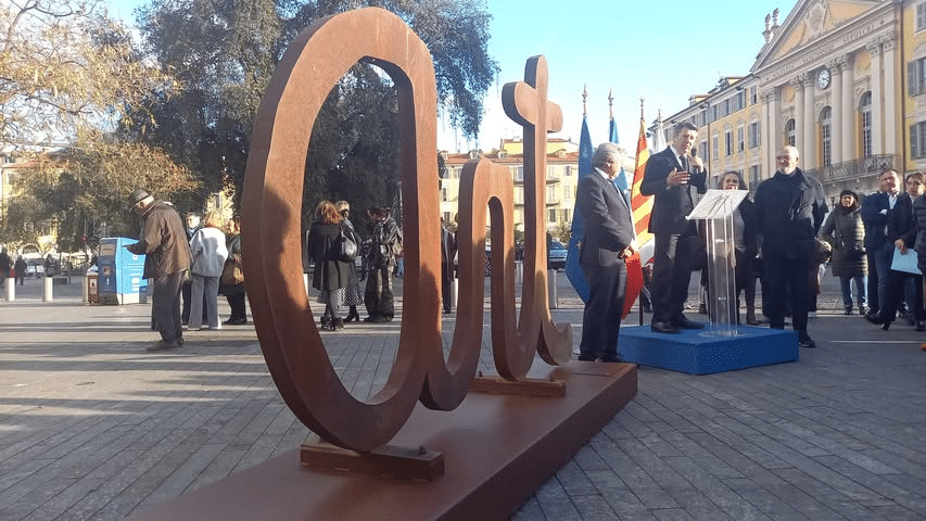 The Art sculpture by Ben unveiled at Garibaldi Square - Nice Premium EN