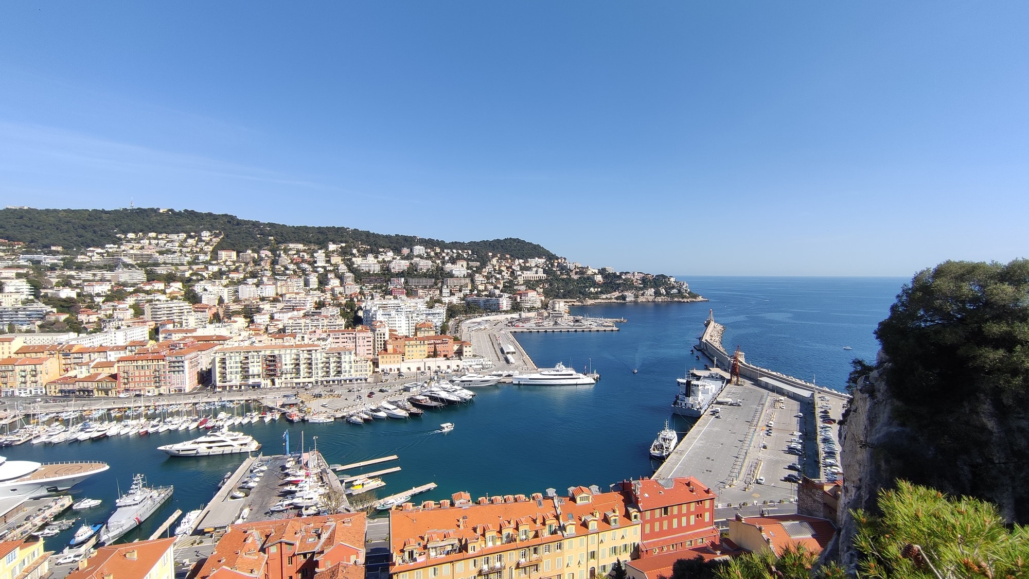 Uber is moving into the sea with its new Uber Boat navigation service ...